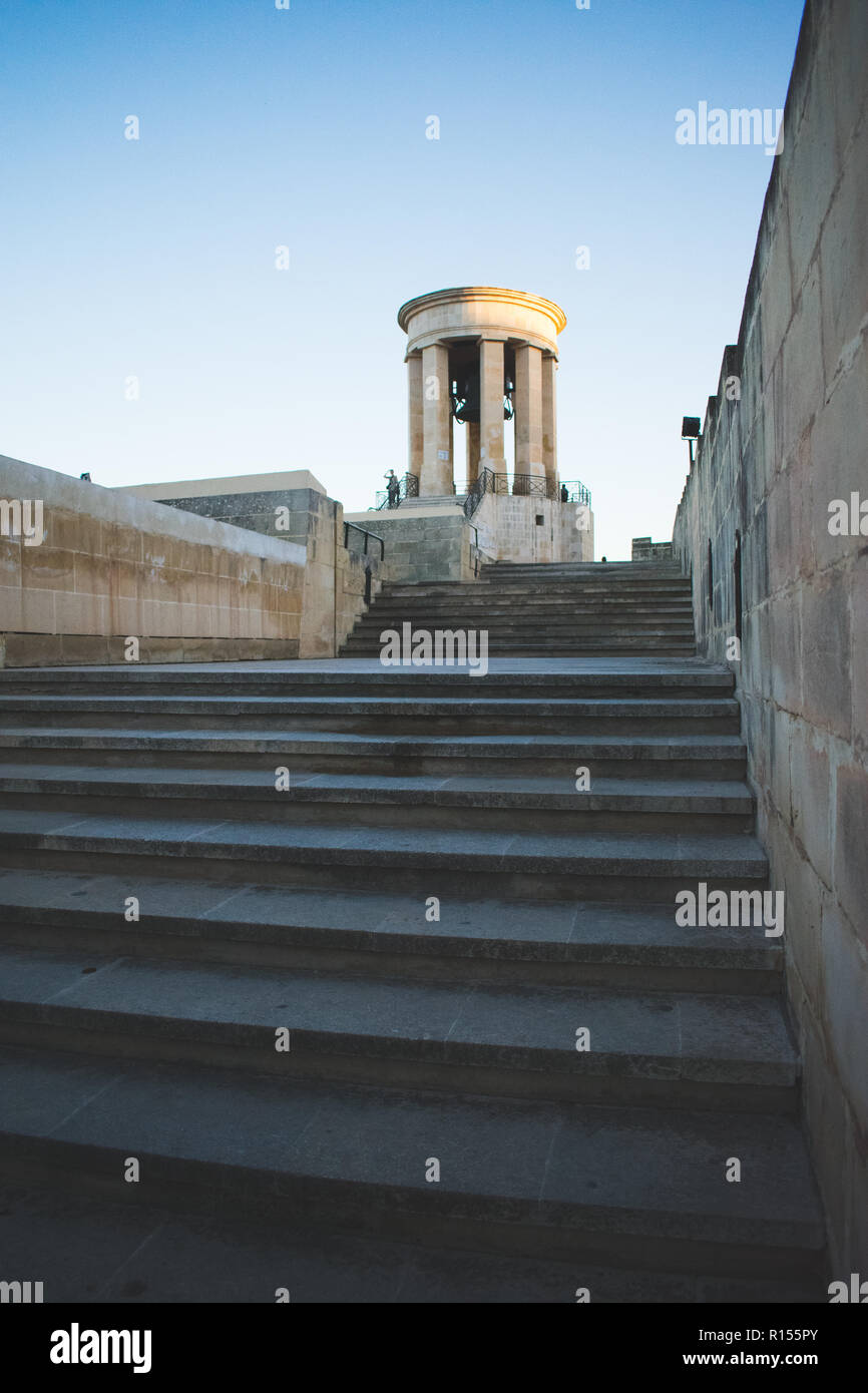War siege Memorial in Valletta, Malta Stock Photo - Alamy