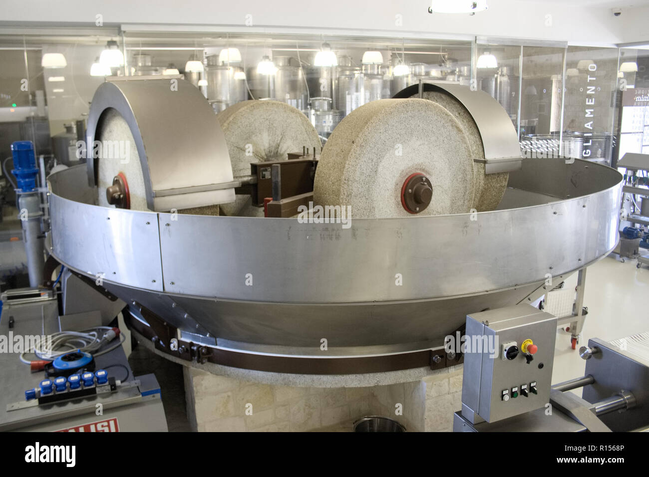 Olive oil factory hi-res stock photography and images - Alamy