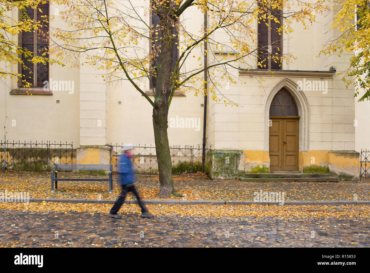 Entry side of church hi-res stock photography and images - Alamy