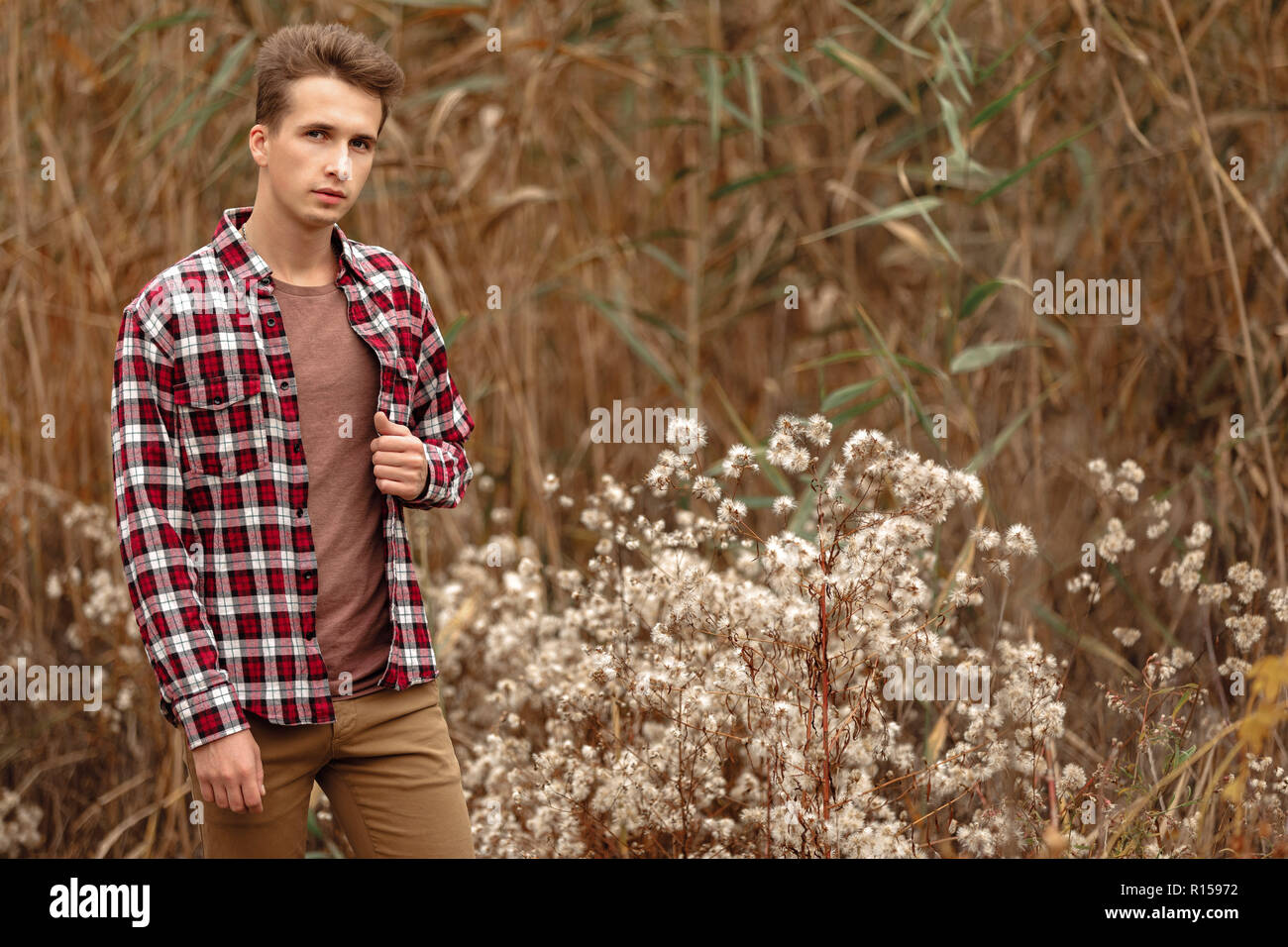 Guy in nature hi-res stock photography and images - Alamy