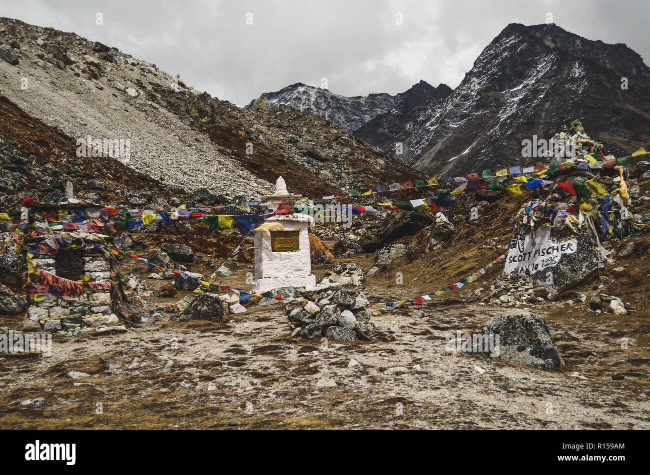 Everest Base Camp trekking, Khumbu Region, Nepal Stock Photo - Alamy