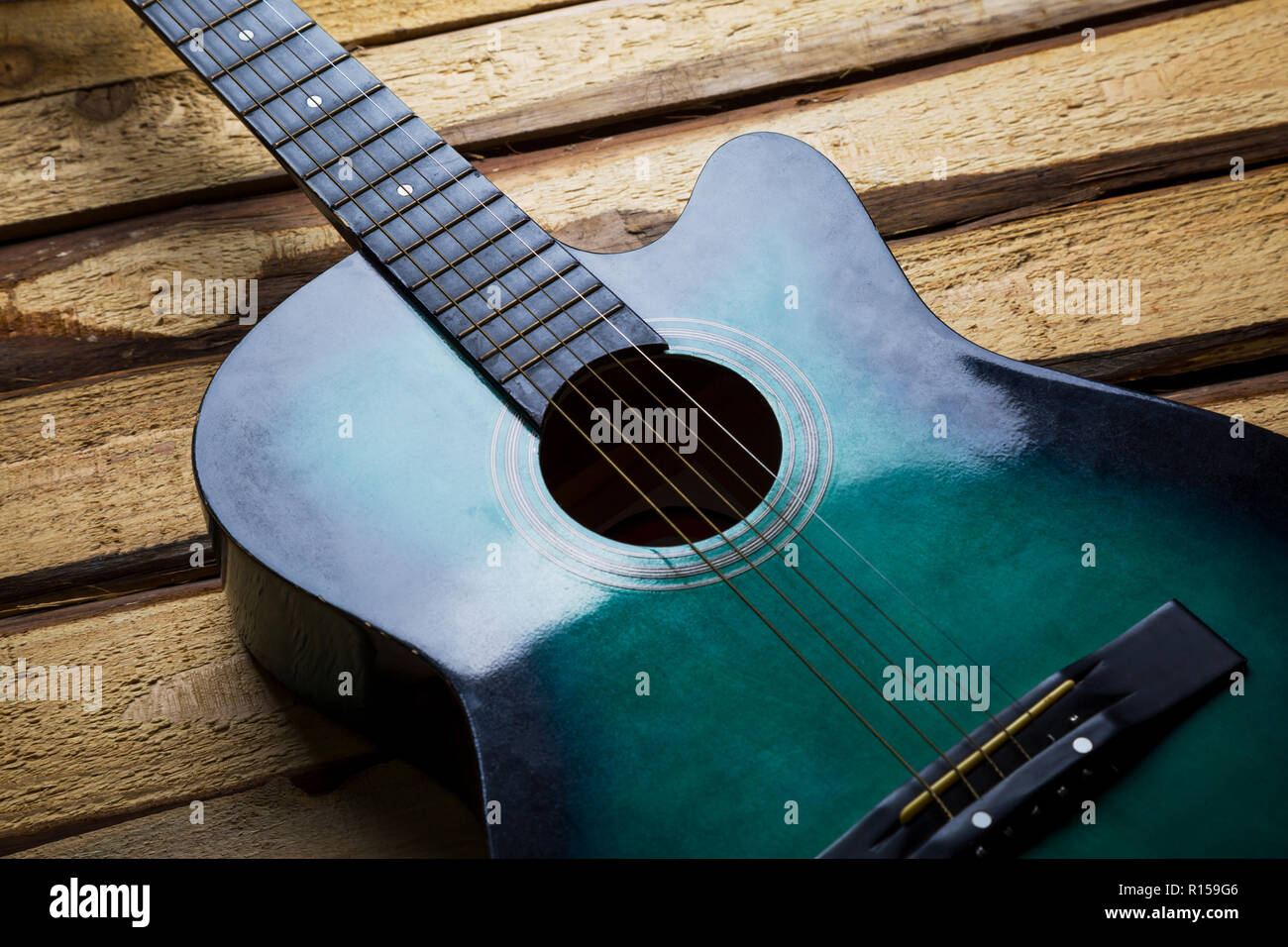 Classical guitar strings hi-res stock photography and images - Alamy