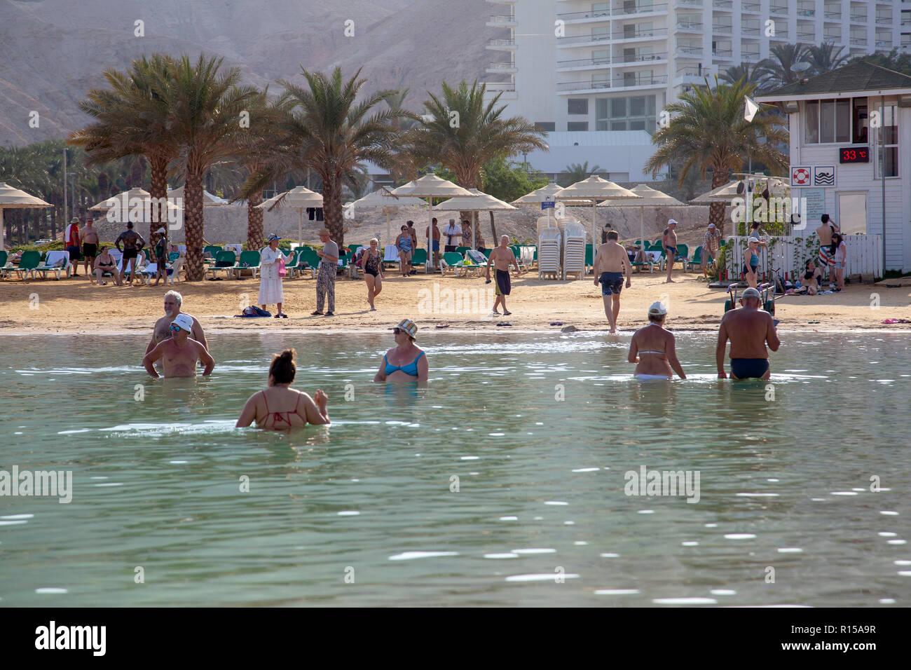 Bathing the dead hi-res stock photography and images - Alamy