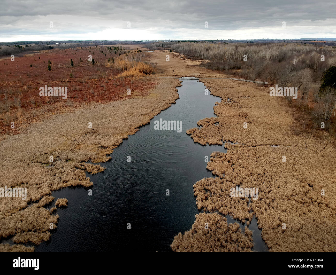 Mer bleue hi-res stock photography and images - Alamy