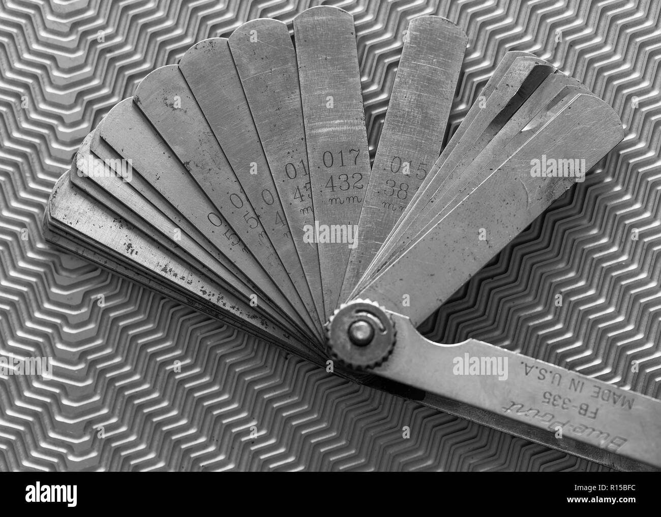 Precision engineering Black and White Stock Photos & Images - Alamy
