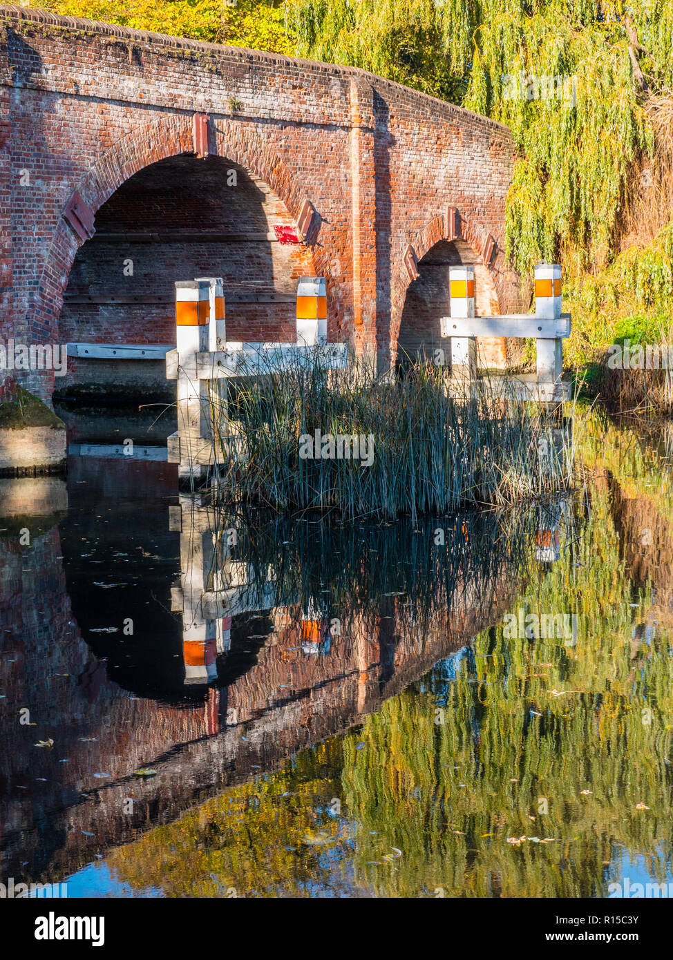 Sonning Bridge, River Thames, Sonning, Reading, Berkshire, England, UK ...
