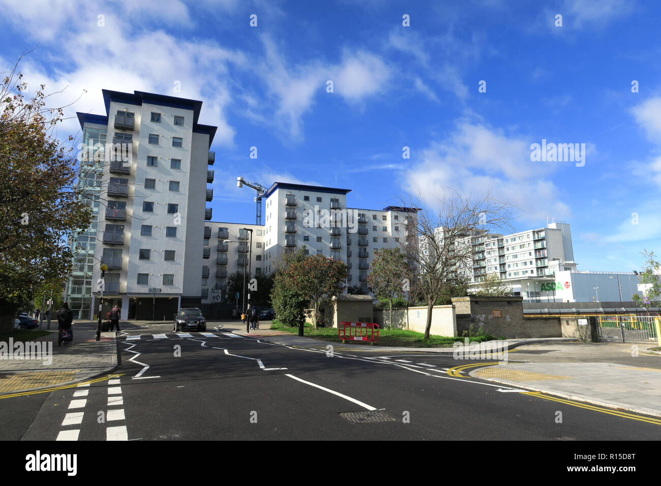 Hounslow housing uk hi-res stock photography and images - Alamy
