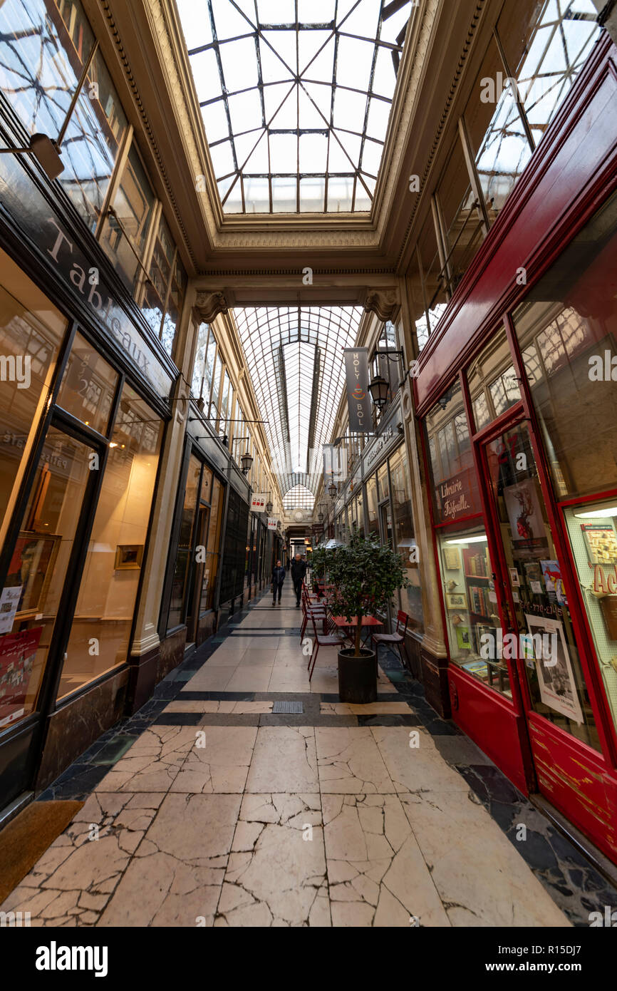 PARIS, 27 Octobre 2018 - Inside de "Passage des Panamas" old roof ...