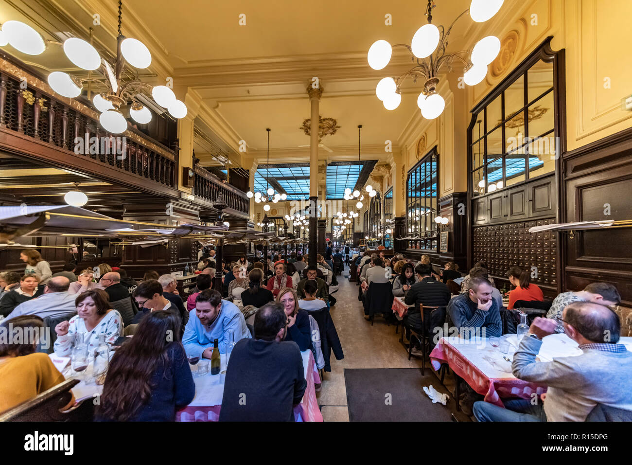 Bouillon chartier hi-res stock photography and images - Alamy