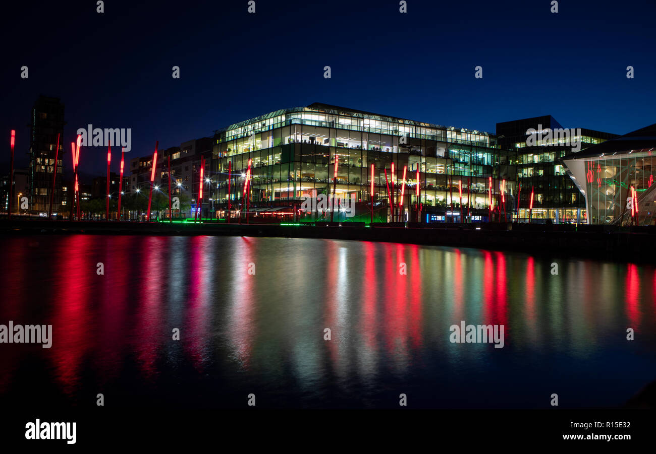Dublin, Ireland at night with reflections Stock Photo - Alamy