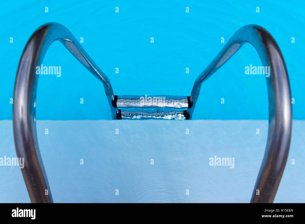 Steel pool ladder hi-res stock photography and images - Alamy