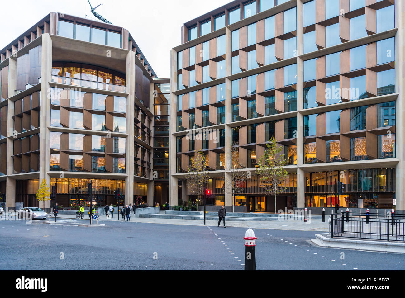 Victoria london restaurants hi-res stock photography and images - Alamy