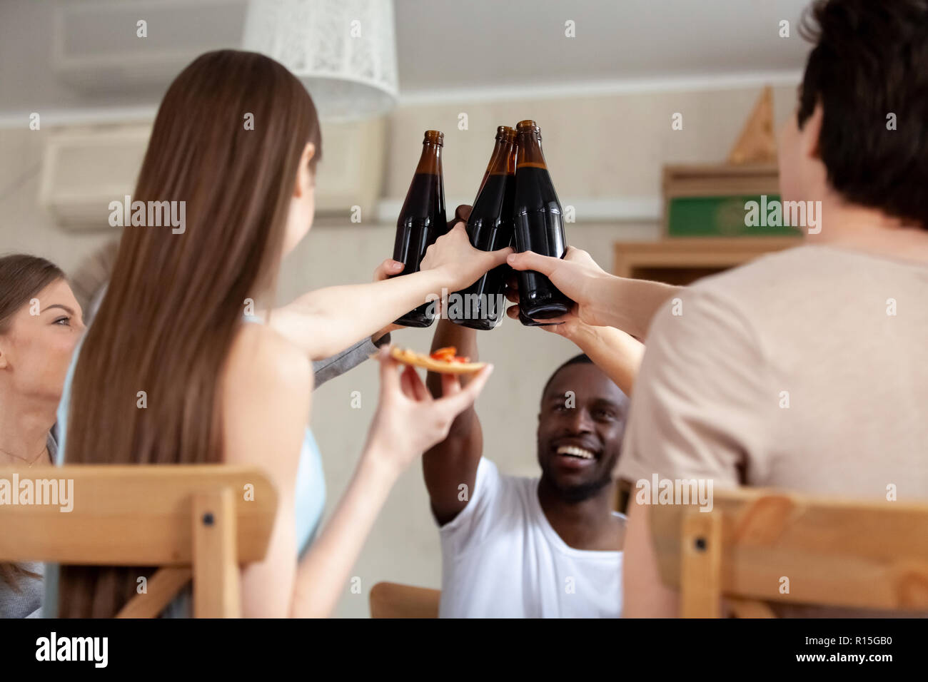 Students drinking alcohol hi-res stock photography and images - Alamy