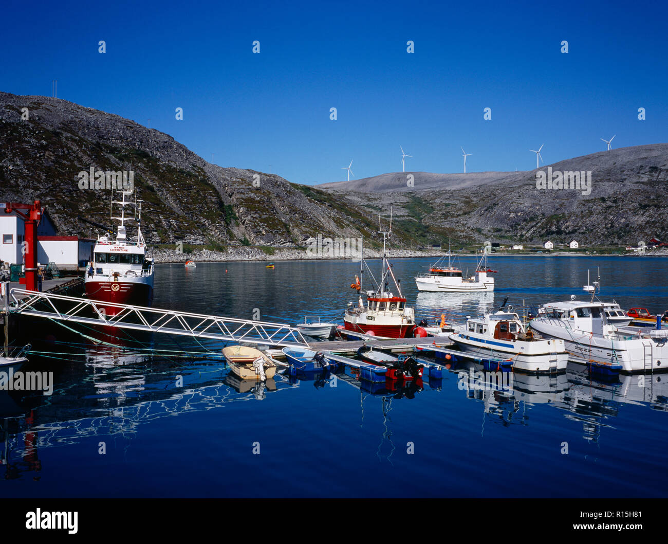 Norway, Finmark, Nordkinnhalvoya, Fishing settlement of Dyfjord in ...
