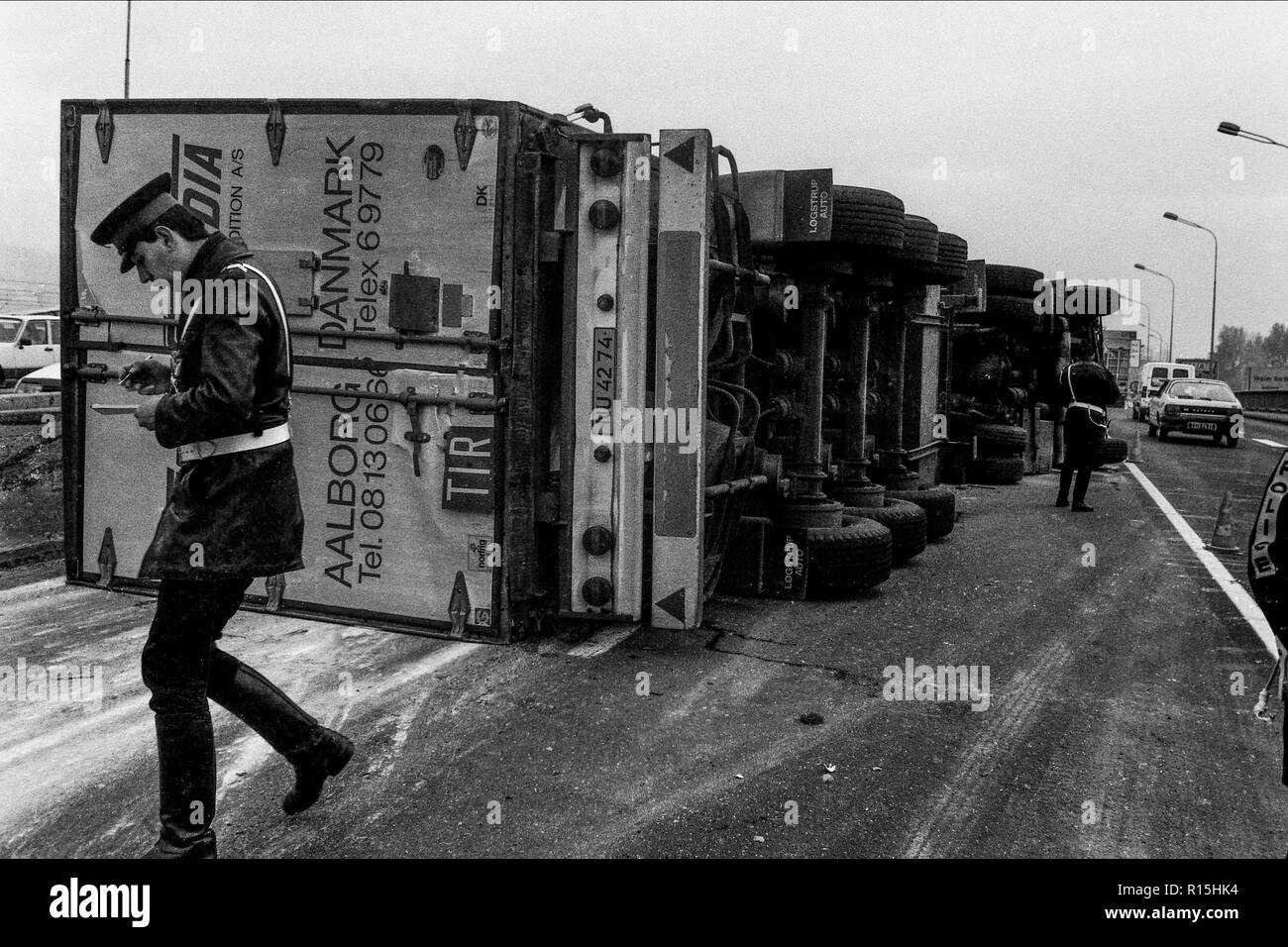 Trailer road accident Black and White Stock Photos & Images - Alamy