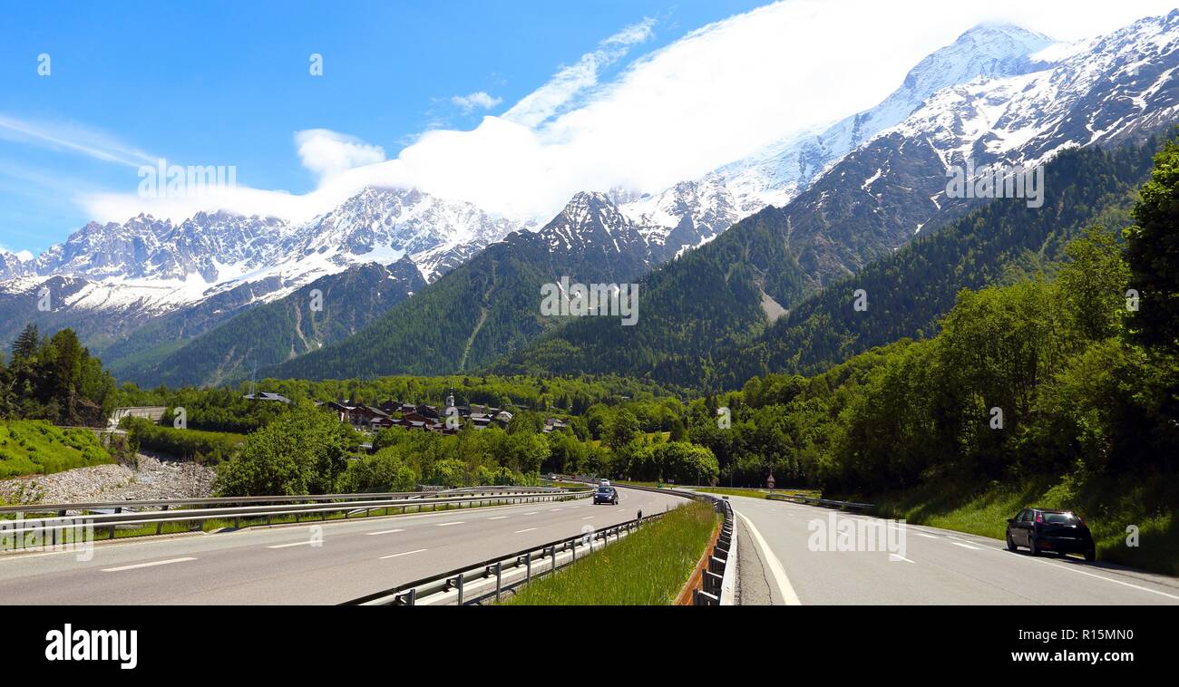 Autoroute transportation hi-res stock photography and images - Alamy