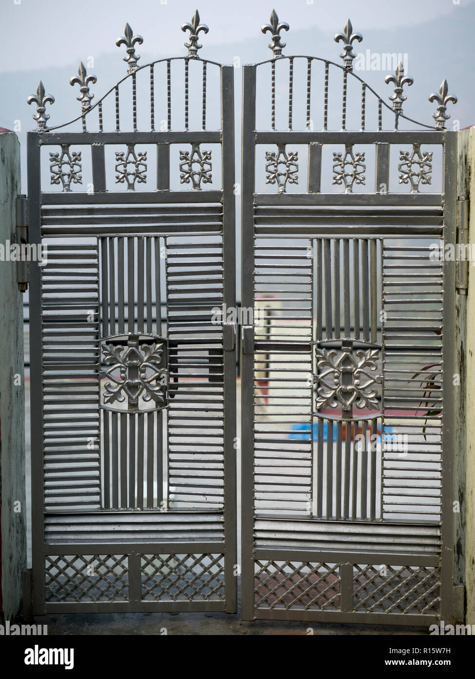 Closed gate, Narendranagar, Tehri Garhwal, Uttarakhand, India Stock ...