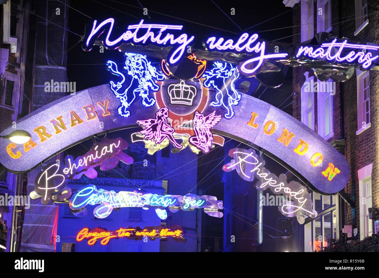 Trendy queen street west hi-res stock photography and images - Alamy