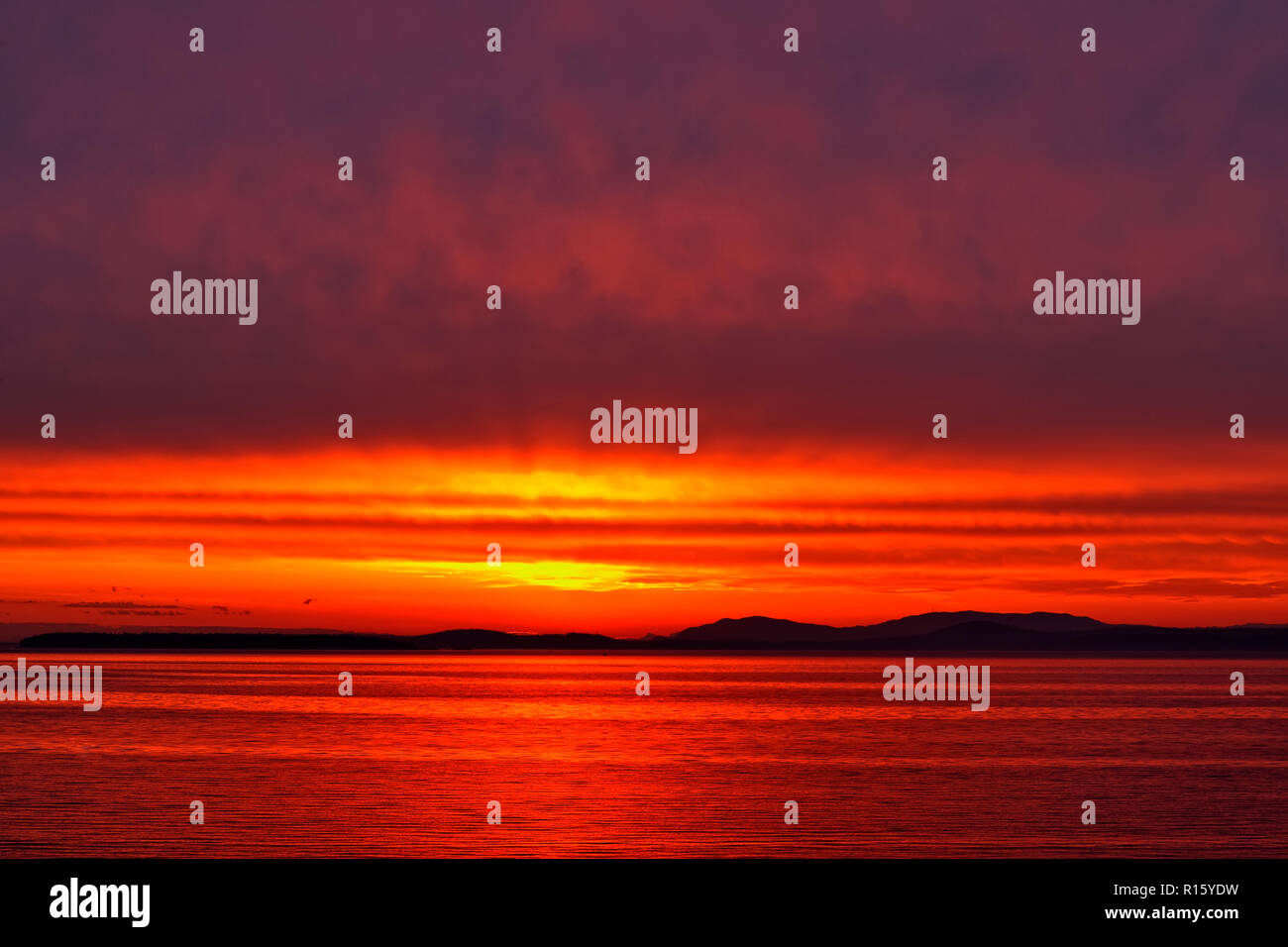 Haro strait hi-res stock photography and images - Alamy