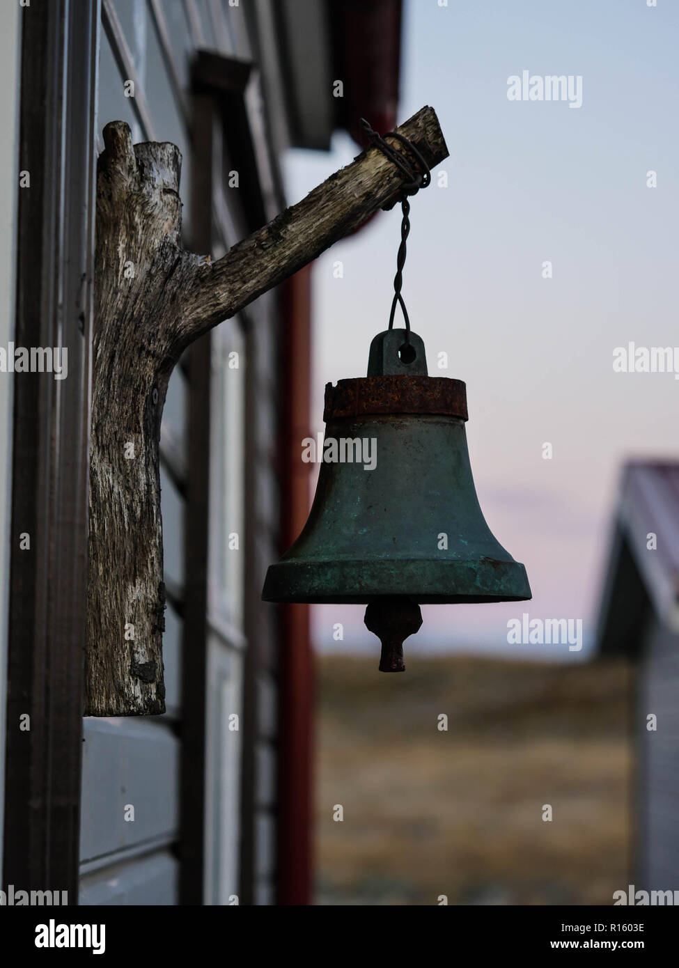 Vintage boat bell hi-res stock photography and images - Alamy