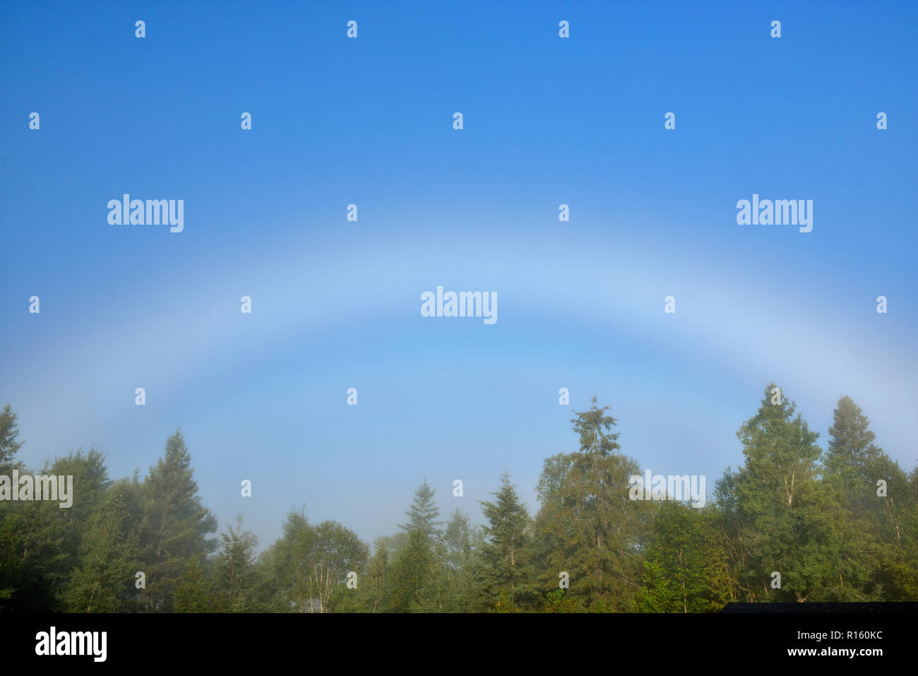 White fog rainbow hi-res stock photography and images - Alamy