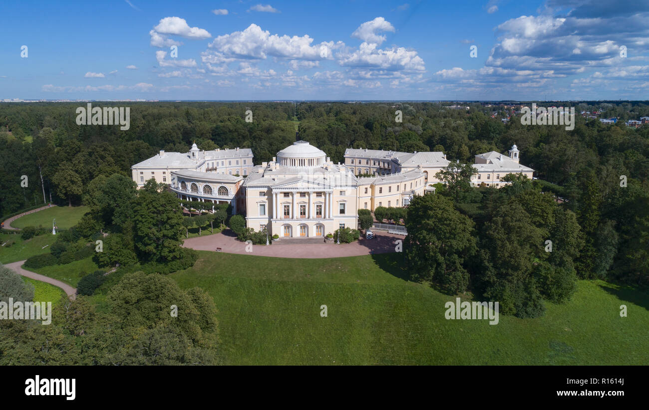 Pavlovsky hi-res stock photography and images - Alamy