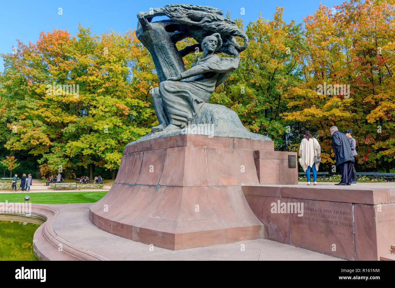 Frederic Chopin statue (by Waclaw Szymanowski) located at the Royal ...