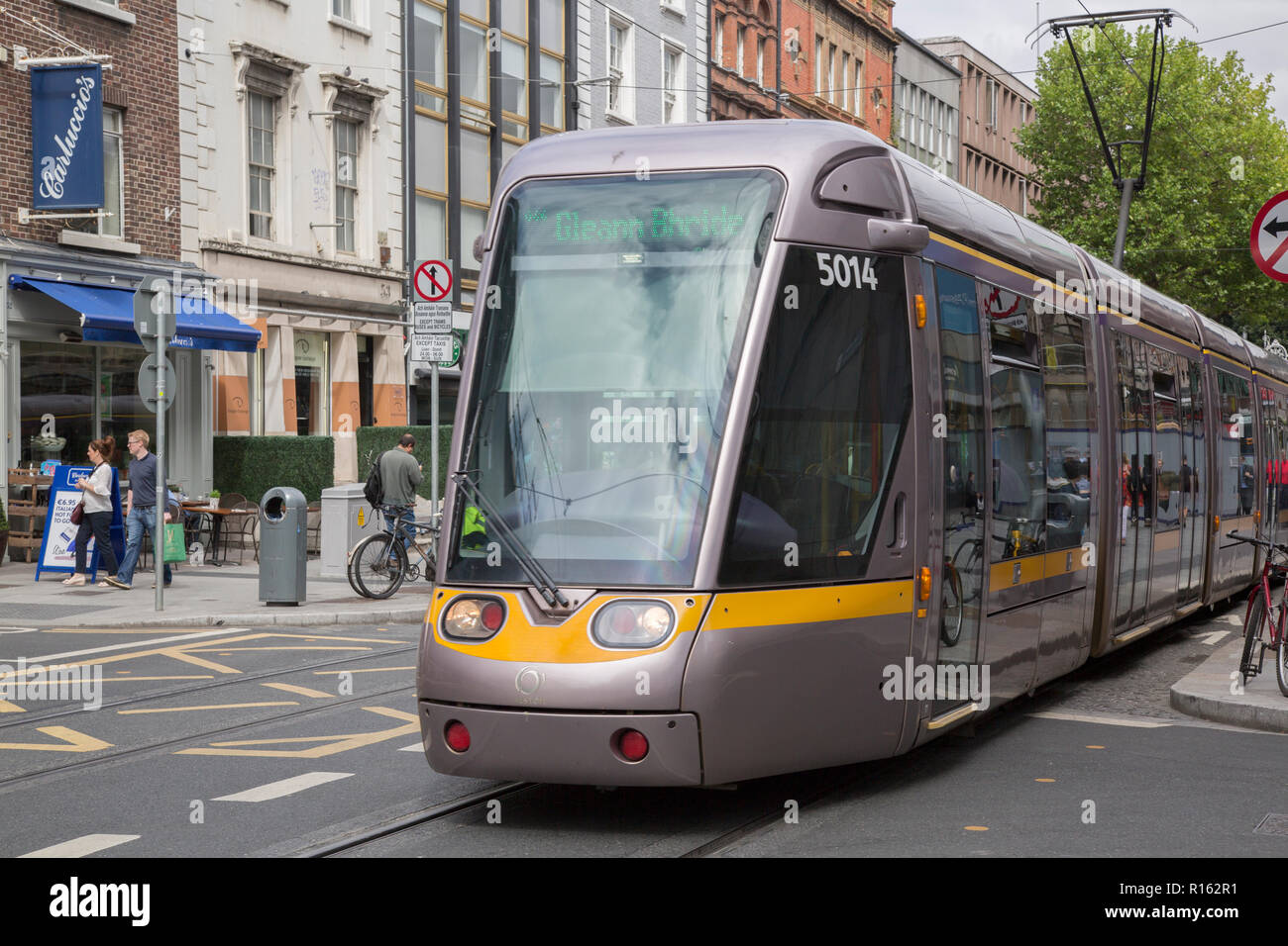 Dawson street hi-res stock photography and images - Alamy