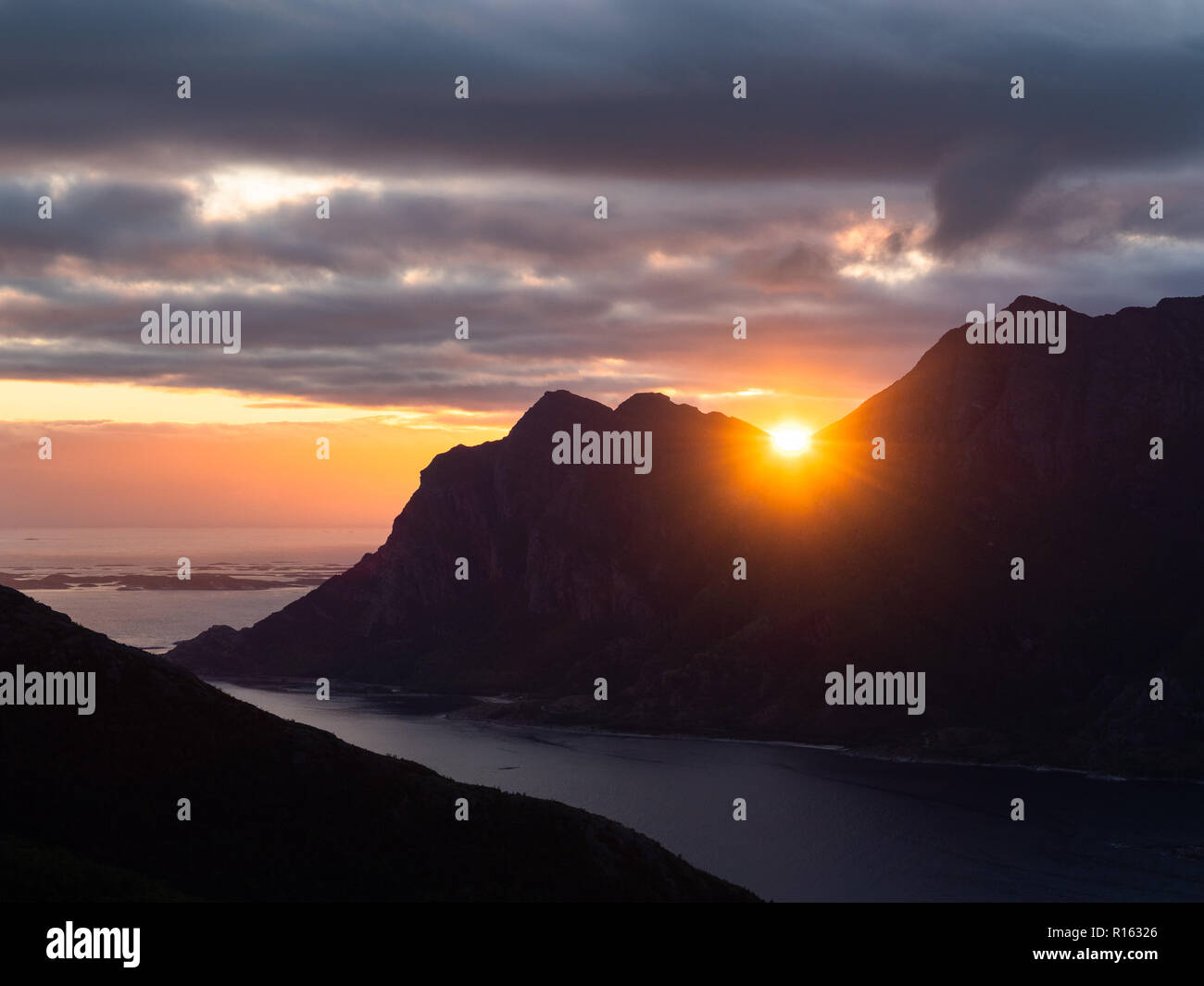 Northern artic sea hi-res stock photography and images - Alamy