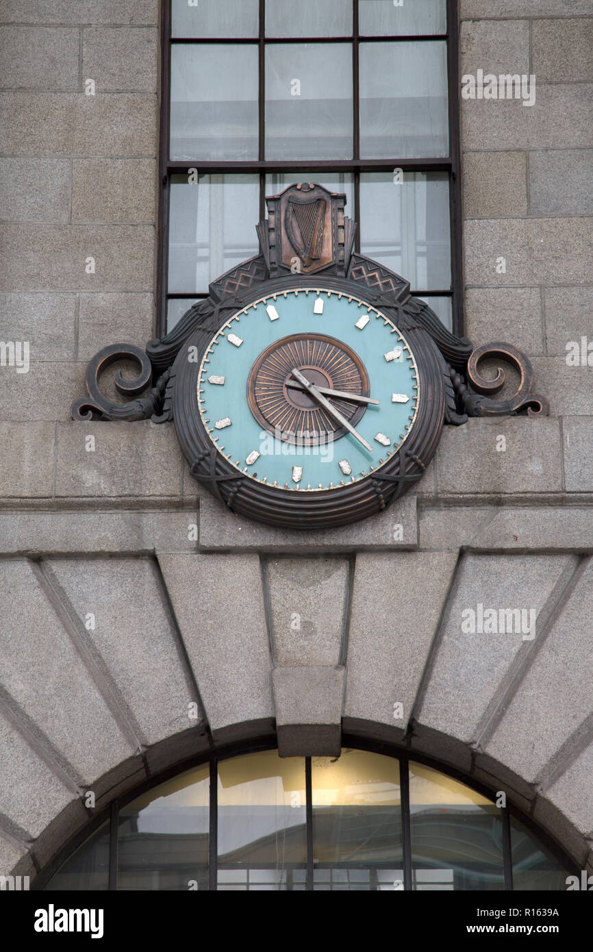 Clock on General Post Office, Dublin, Ireland Stock Photo - Alamy