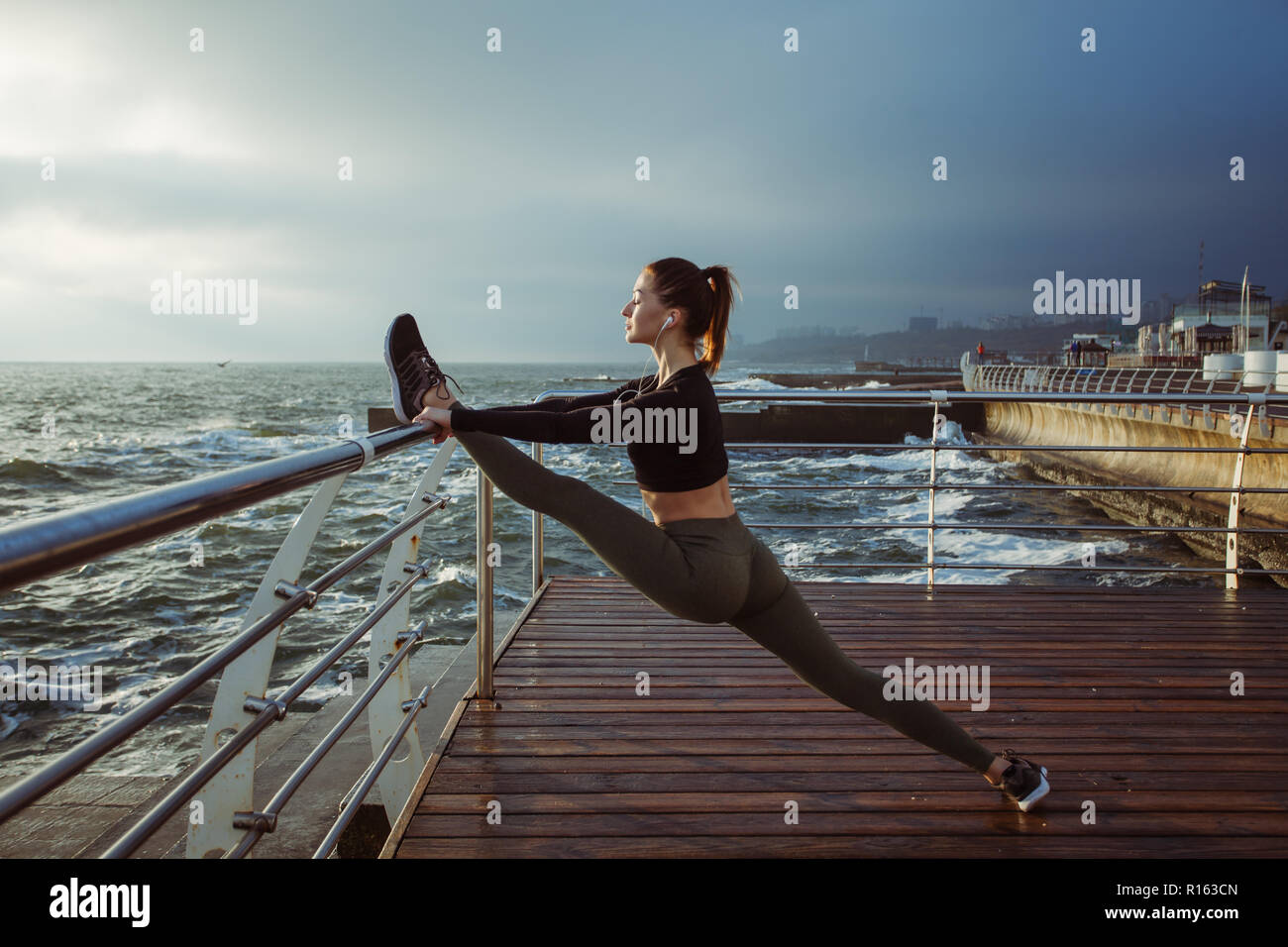 Hamstrings hi-res stock photography and images - Alamy