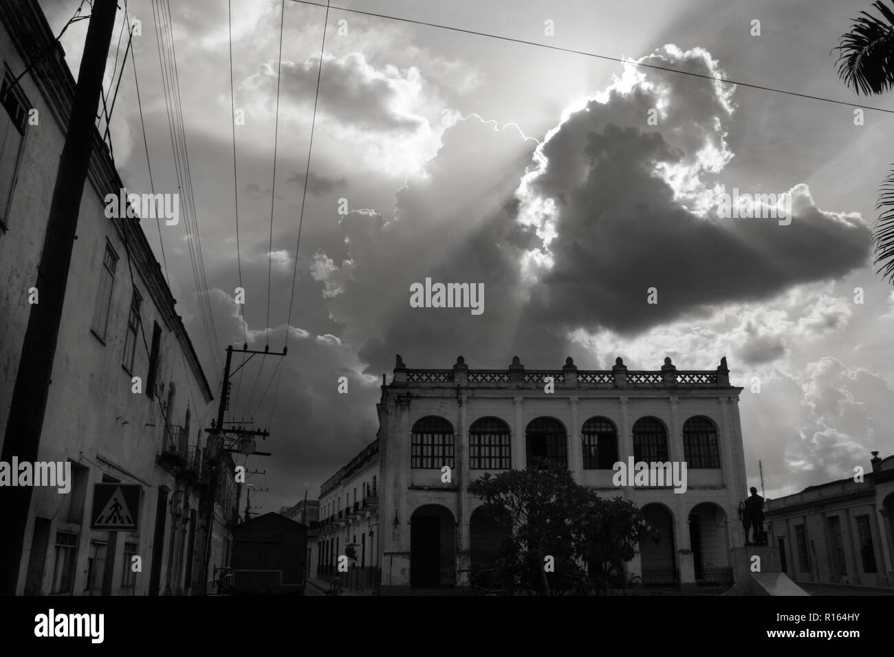 Havana cuba hurricane wind storm hi-res stock photography and images ...