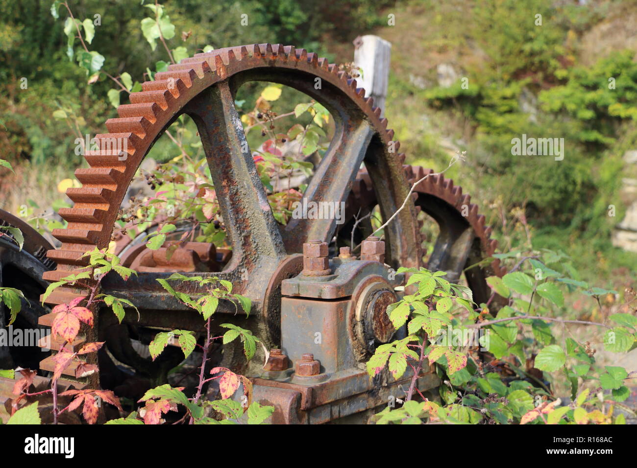 Gears in retro steel hi-res stock photography and images - Alamy