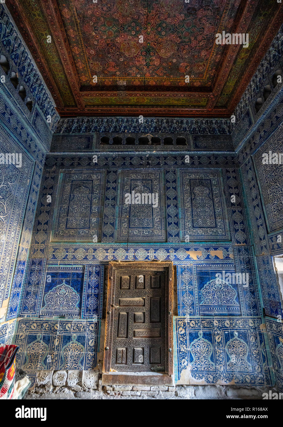 A room of the harem in the Tosh-hovli palace in Khiva, Uzbekistan Stock ...