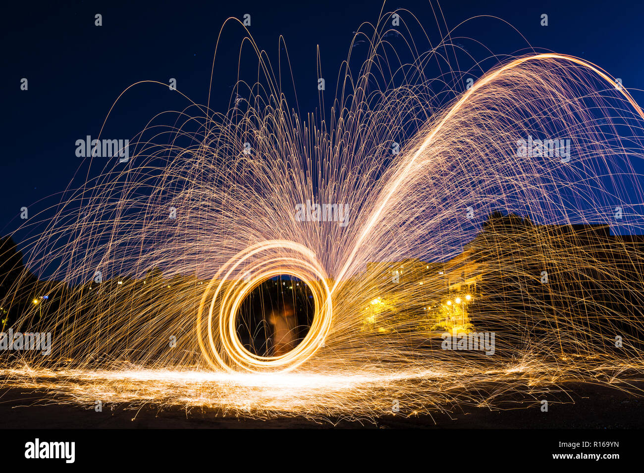 Burning steel wool hi-res stock photography and images - Alamy
