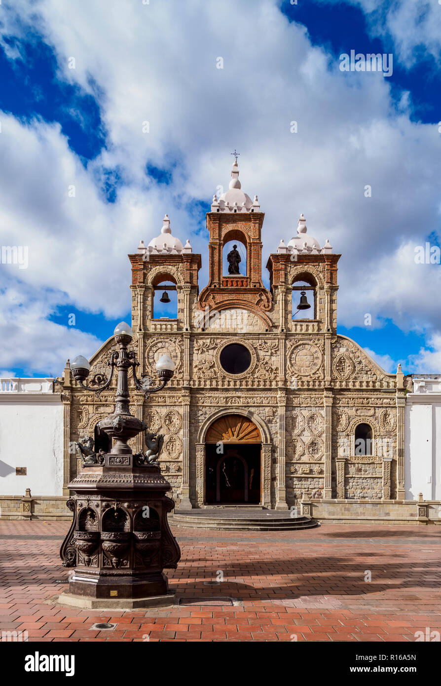 Riobamba cathedral hi-res stock photography and images - Alamy