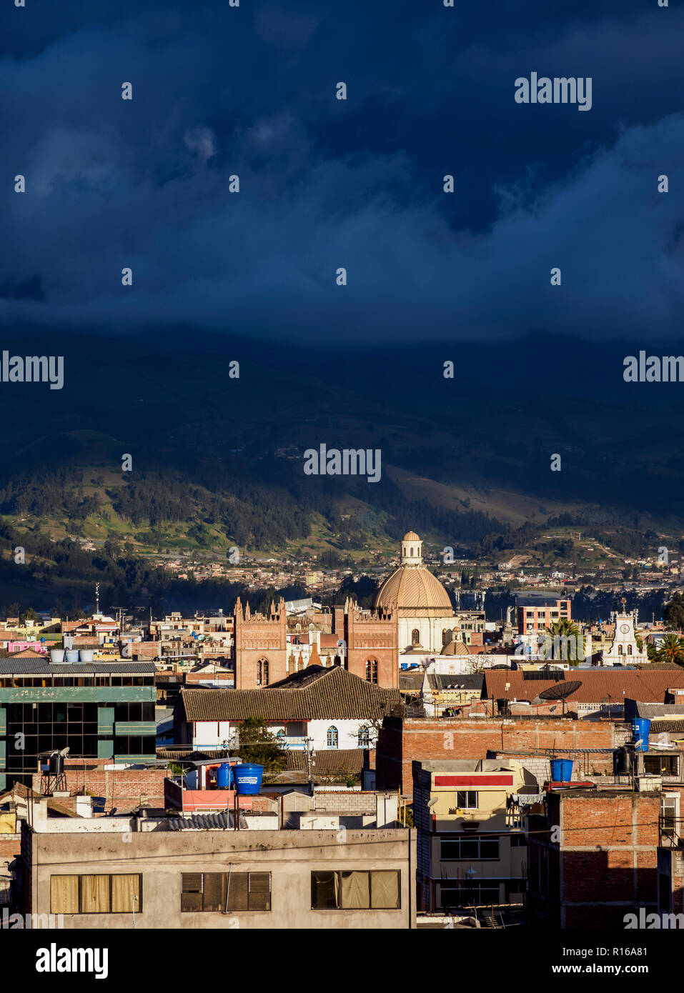 Riobamba city hi-res stock photography and images - Alamy