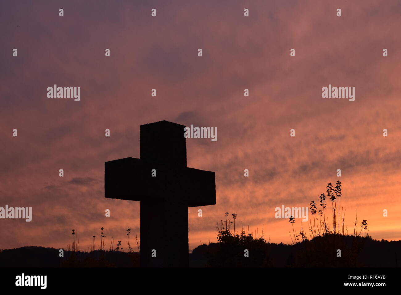 Time laps of the sun setting hi-res stock photography and images - Alamy