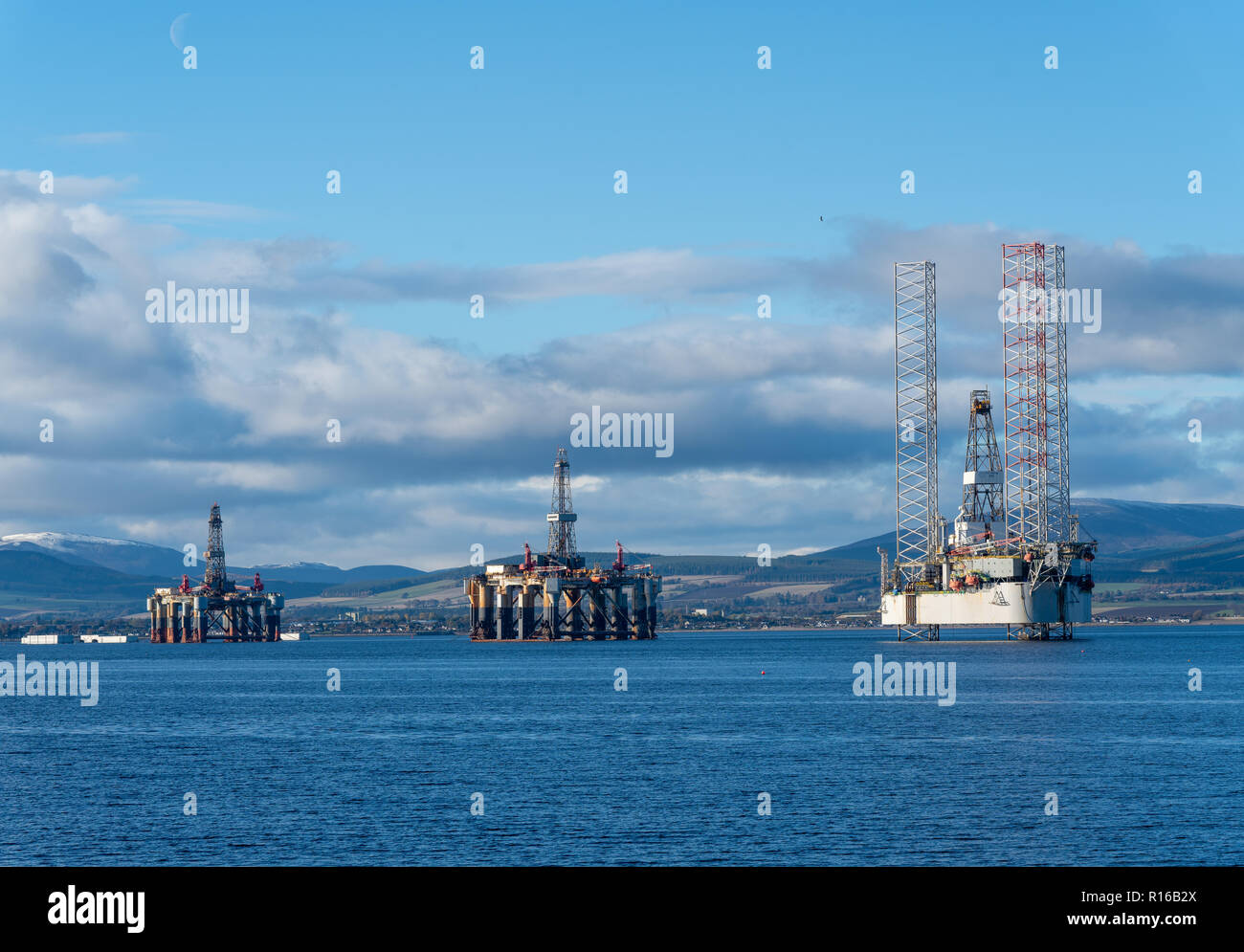 Oil rigs scotland 2018 hi-res stock photography and images - Alamy