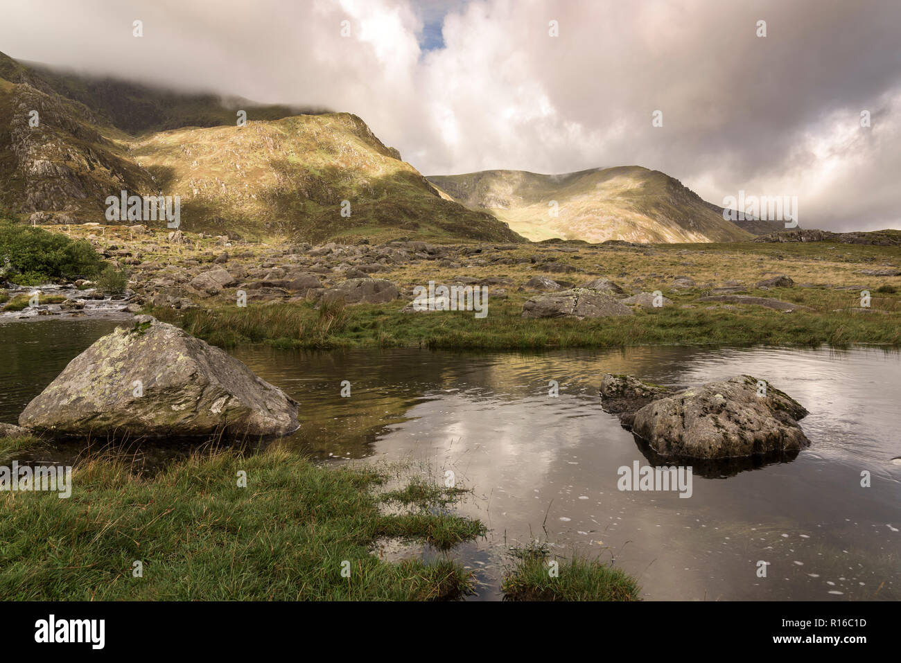 Afon Idwal leading towards Twill du (also known as the Devils Kitchen ...