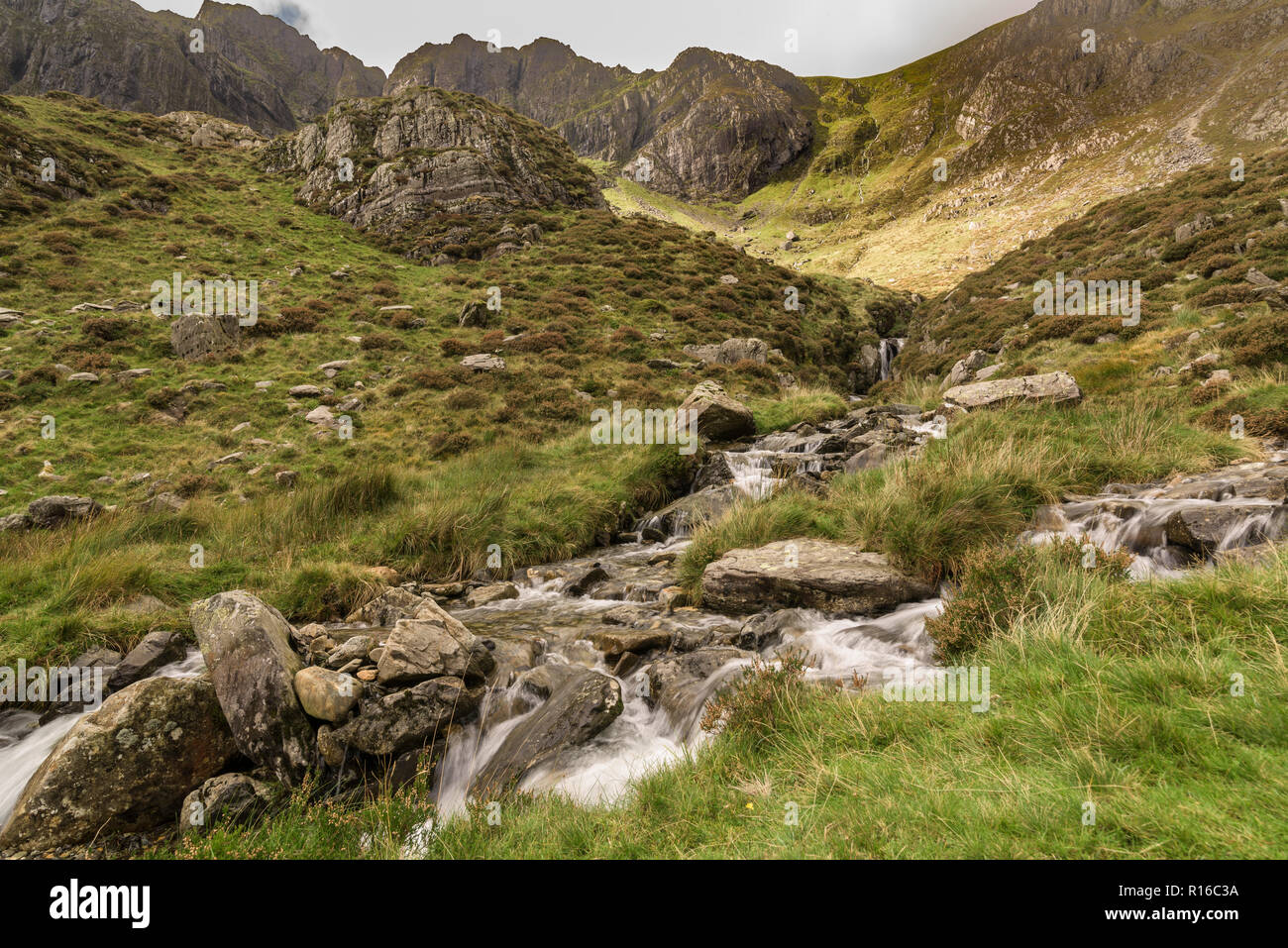 Cwm idwal wales hi-res stock photography and images - Alamy