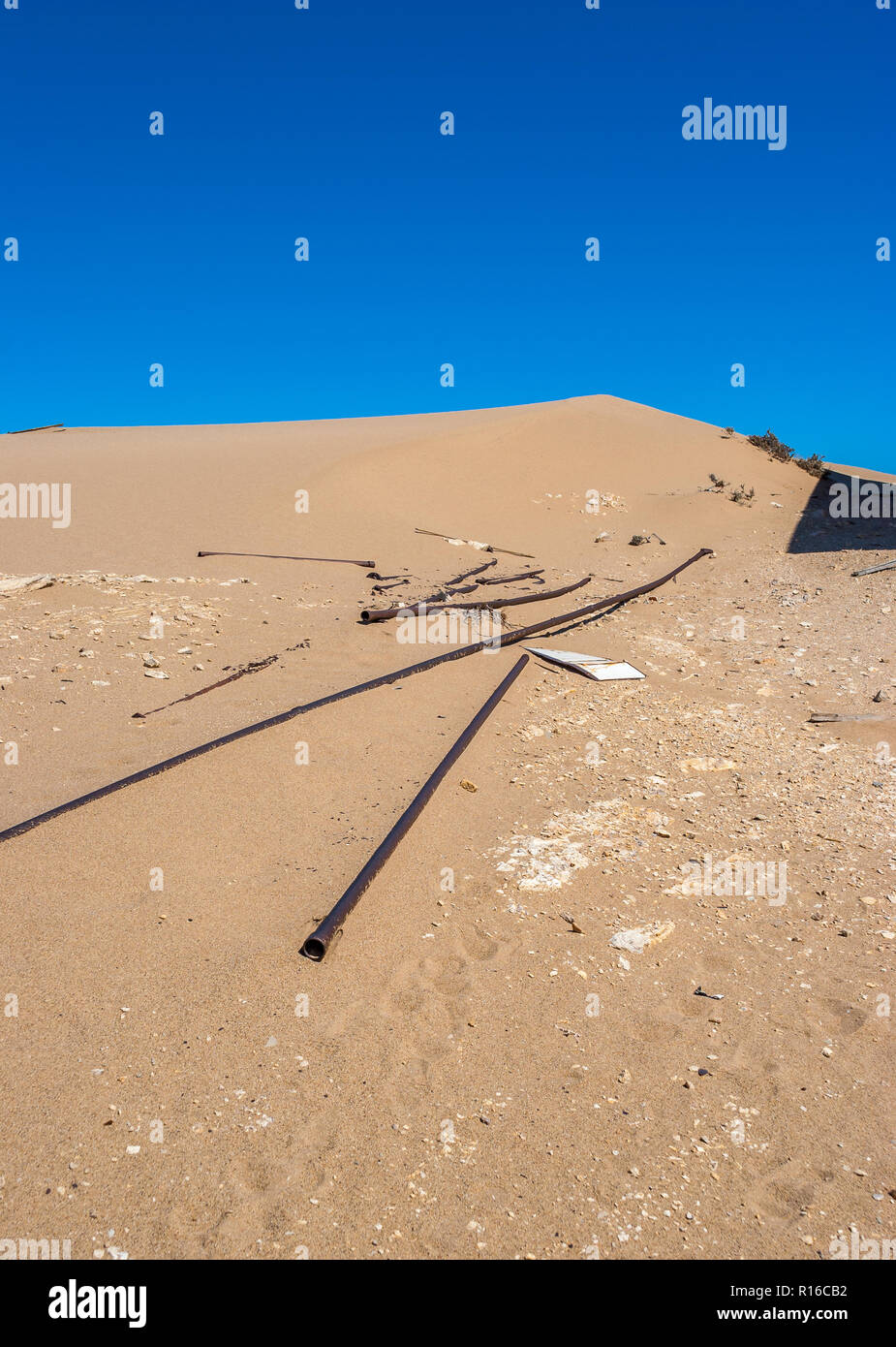 Kolmanskuppe, a ghost town on the Namibian Skeleton coast that had it ...
