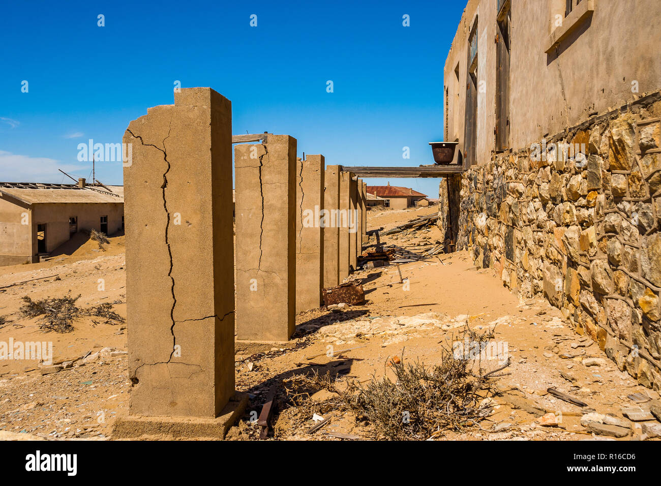Kolmanskuppe, a ghost town on the Namibian Skeleton coast that had it ...