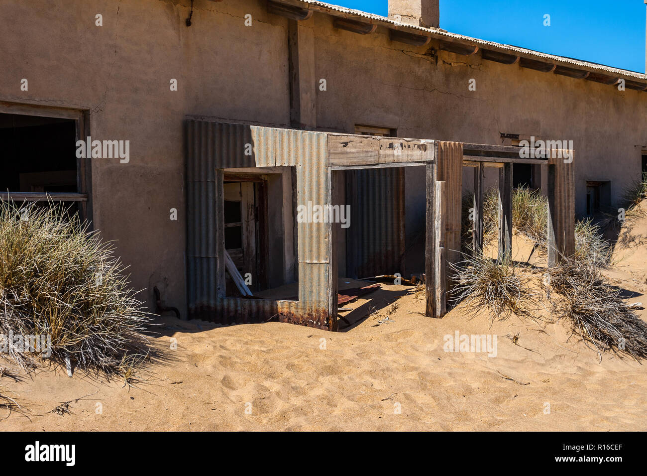 Kolmanskuppe, a ghost town on the Namibian Skeleton coast that had it ...