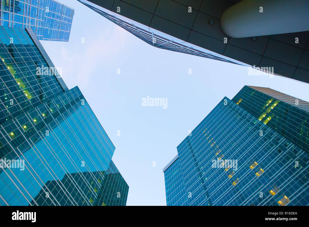 Modern financial buildings hi-res stock photography and images - Alamy