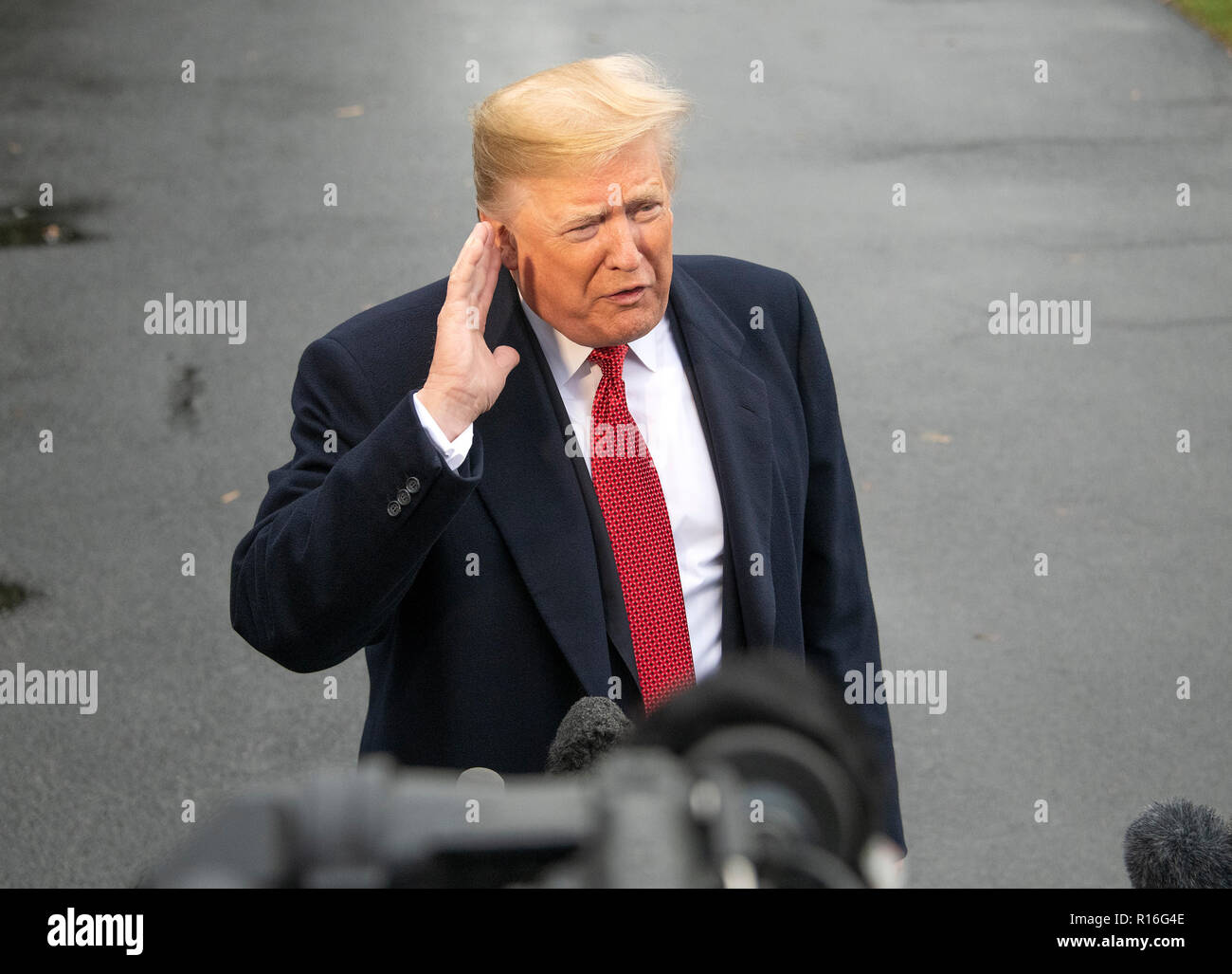 Noise pol hi-res stock photography and images - Alamy