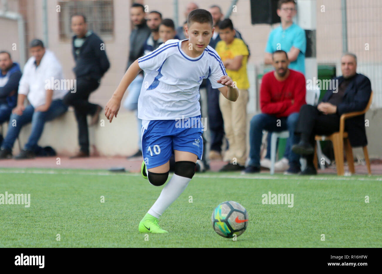 Ramallah, West Bank, Palestinian Territory. 9th Nov, 2018. Palestinian ...