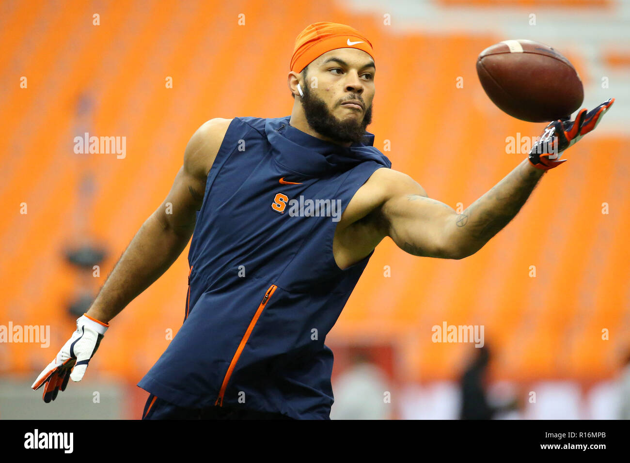 Syracuse, New York, USA. 09th Nov, 2018. Syracuse Orange wide receiver ...