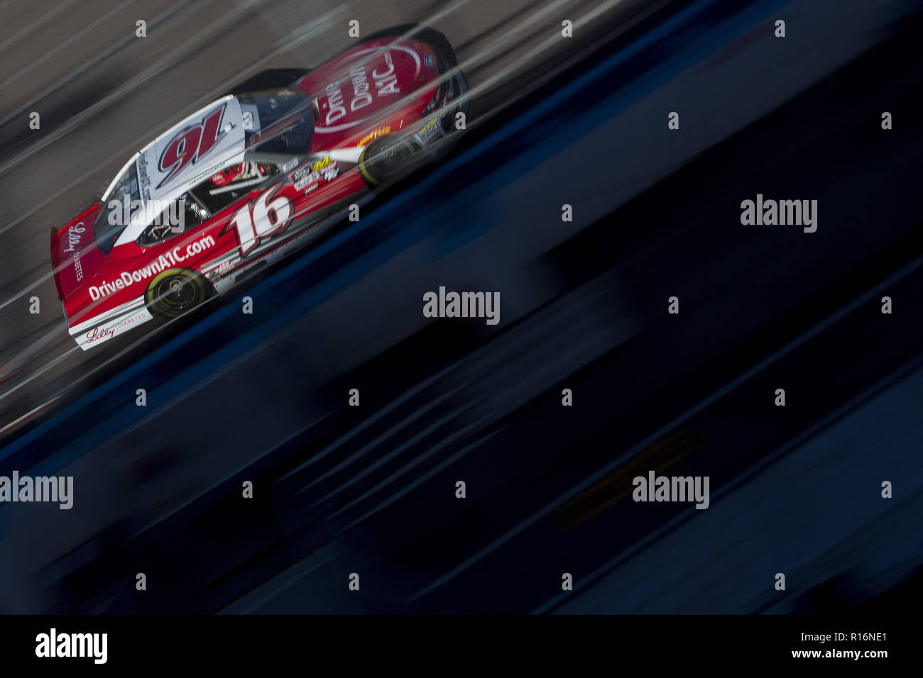 Avondale, Arizona, USA. 9th Nov, 2018. Ryan Reed (16) takes to the ...