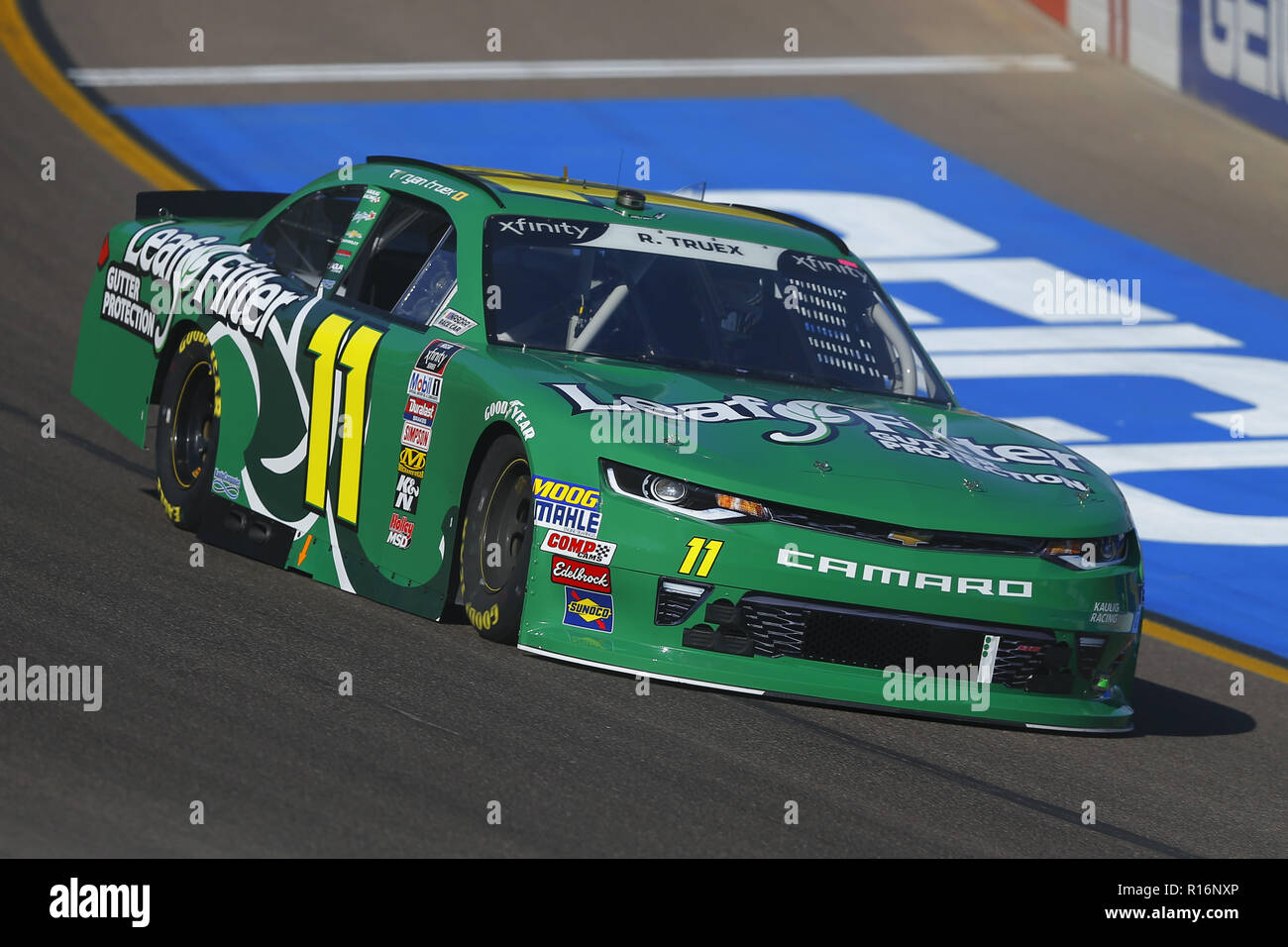 Avondale, Arizona, USA. 9th Nov, 2018. Ryan Truex (11) brings his car ...